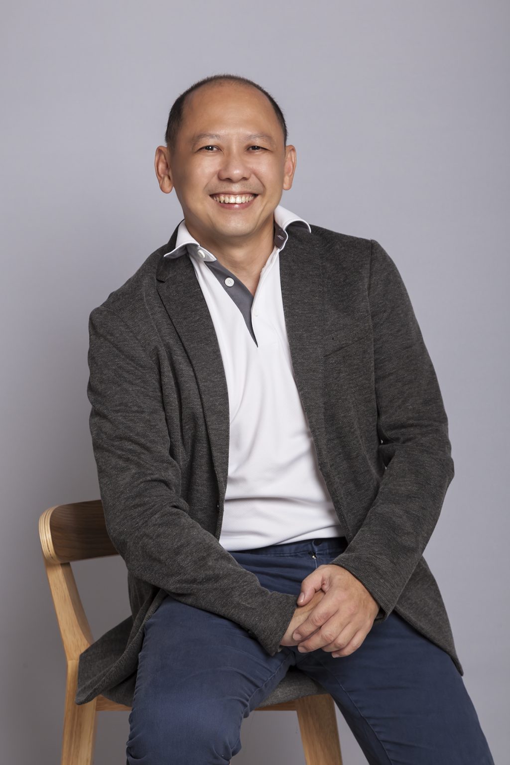 Board - Child at Street 11